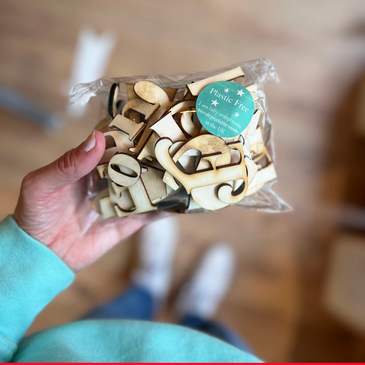 Random Scrap Letters – Modo Creative